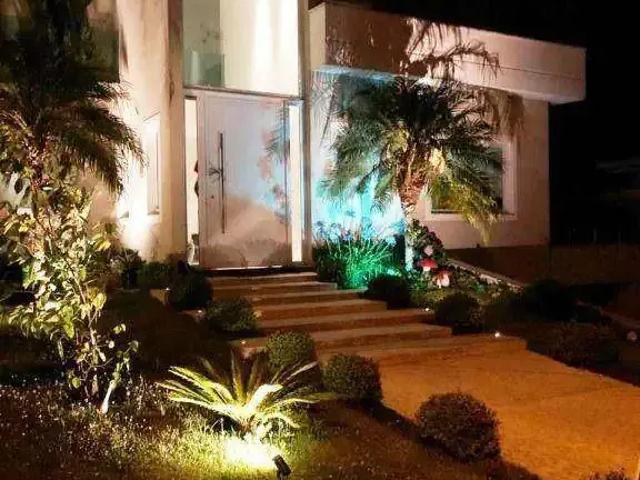 Casa / Sobrado em Condomínio para Venda em Barueri/SP Residencial Morada dos Lagos 4 Quartos