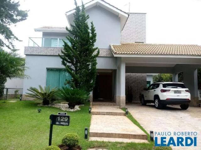 Casa / Sobrado em Condomínio para Venda em Barueri/SP Residencial Morada das Estrelas Aldeia da Serra 3 Quartos