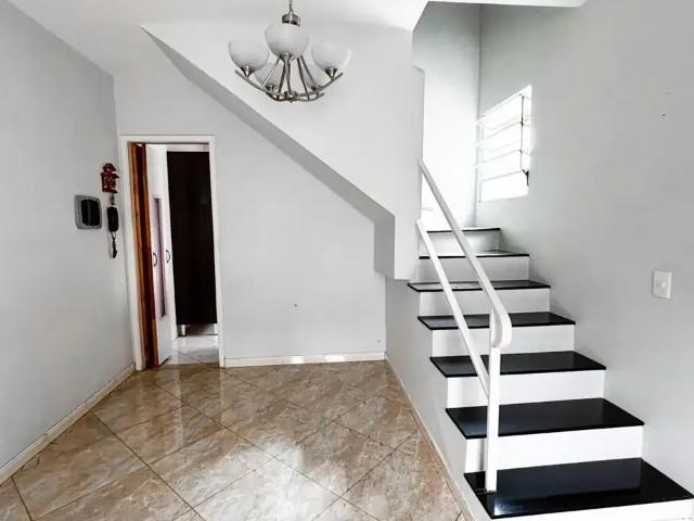 Casa / Sobrado em Condomínio para Venda em Barueri/SP Sítio das Paineiras/California 2 Quartos
