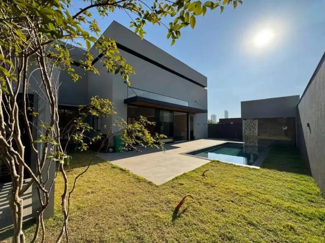 Casa / Sobrado em Condomínio para Venda em Bauru/SP Alphaville 4 Quartos