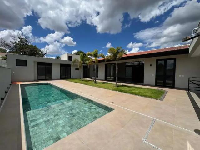 Casa / Sobrado em Condomínio para Venda em Bauru/SP Samambaia Parque Residencial 5 Quartos