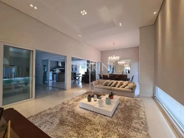 Casa / Sobrado em Condomínio para Venda em Bauru/SP Samambaia Parque Residencial 3 Quartos