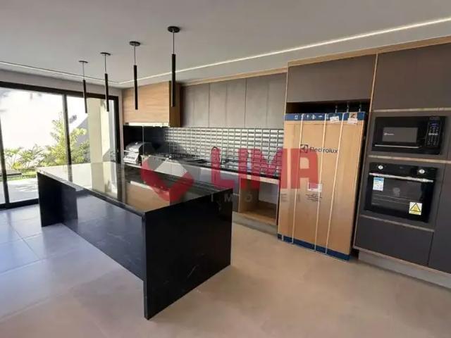Casa / Sobrado em Condomínio para Venda em Bauru/SP Residencial Tamboré 4 Quartos