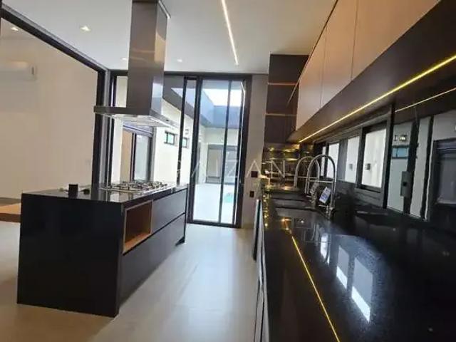 Casa / Sobrado em Condomínio para Venda em Bauru/SP Residencial Villaggio III 3 Quartos