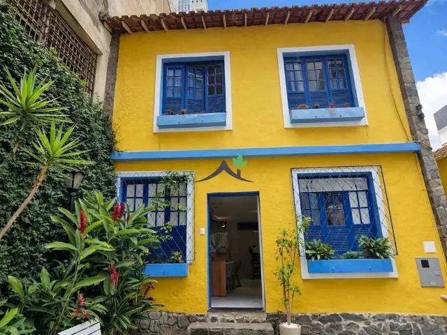 Casa / Sobrado em Condomínio para Venda em Belo Horizonte/MG Lourdes 4 Quartos