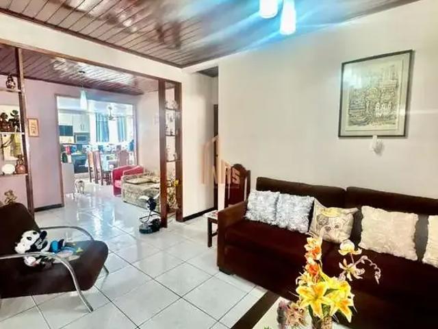 Casa / Sobrado em Condomínio para Venda em Belém/PA Coqueiro 3 Quartos