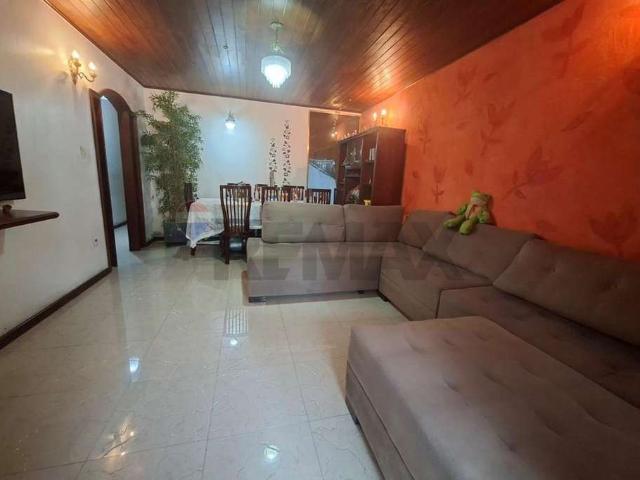 Casa / Sobrado em Condomínio para Venda em Belford Roxo/RJ Centro 3 Quartos