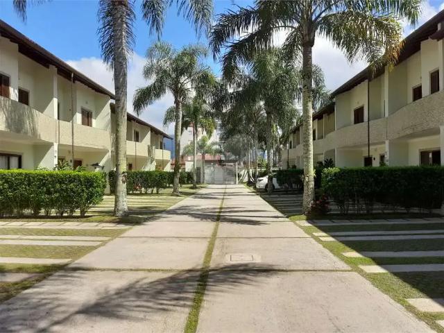 Casa / Sobrado em Condomínio para Venda em Bertioga/SP Centro 3 Quartos