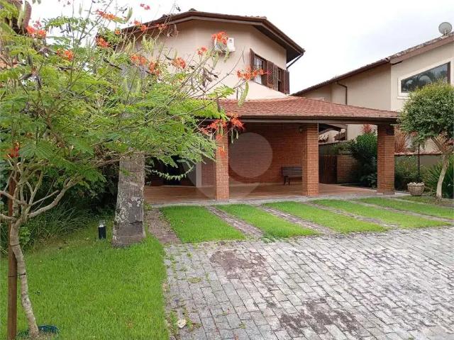 Casa / Sobrado em Condomínio para Venda em Bertioga/SP Centro 3 Quartos
