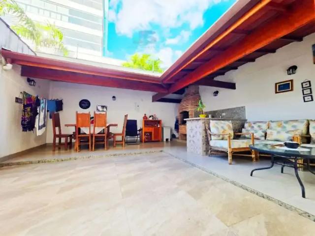 Casa / Sobrado em Condomínio para Venda em Bertioga/SP Centro 5 Quartos