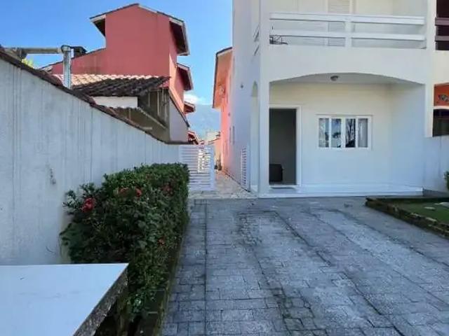 Casa / Sobrado em Condomínio para Venda em Bertioga/SP Boraceia 3 Quartos