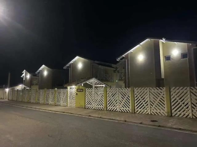 Casa / Sobrado em Condomínio para Venda em Bertioga/SP Jardim Rio da Praia 2 Quartos
