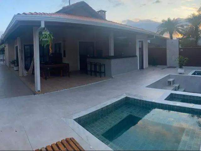 Casa / Sobrado em Condomínio para Venda em Bertioga/SP Morada Praia 4 Quartos