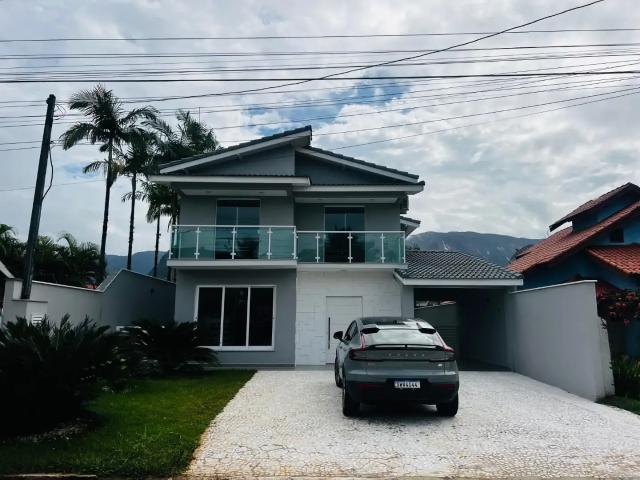 Casa / Sobrado em Condomínio para Venda em Bertioga/SP Morada Praia 4 Quartos