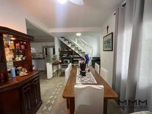 Casa / Sobrado em Condomínio para Venda em Bertioga/SP Maitinga 3 Quartos