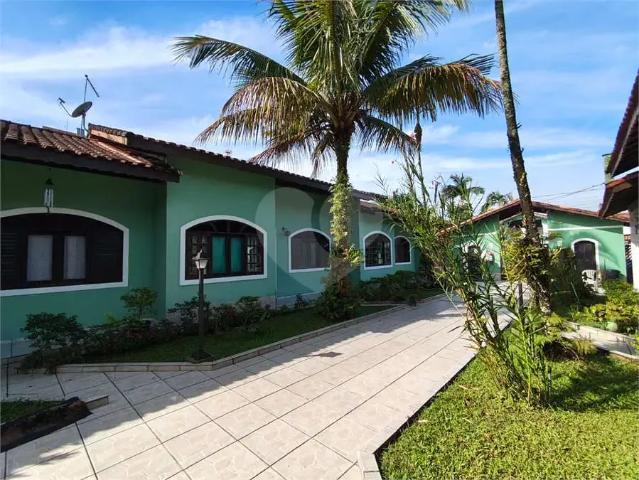 Casa / Sobrado em Condomínio para Venda em Bertioga/SP Maitinga 2 Quartos