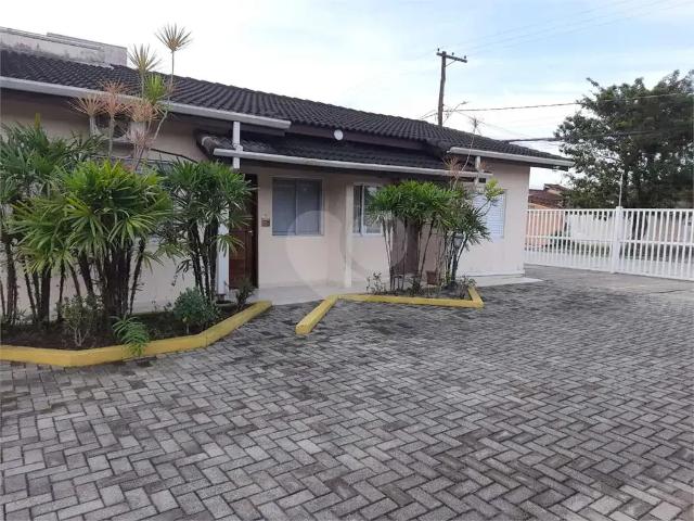 Casa / Sobrado em Condomínio para Venda em Bertioga/SP Maitinga 2 Quartos