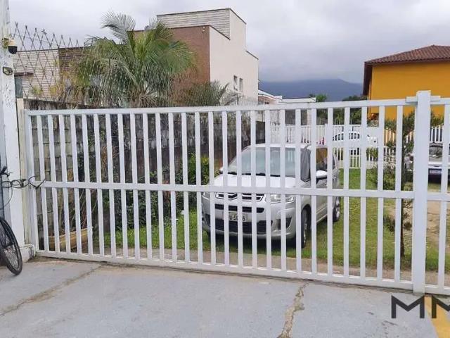 Casa / Sobrado em Condomínio para Venda em Bertioga/SP Maitinga 2 Quartos
