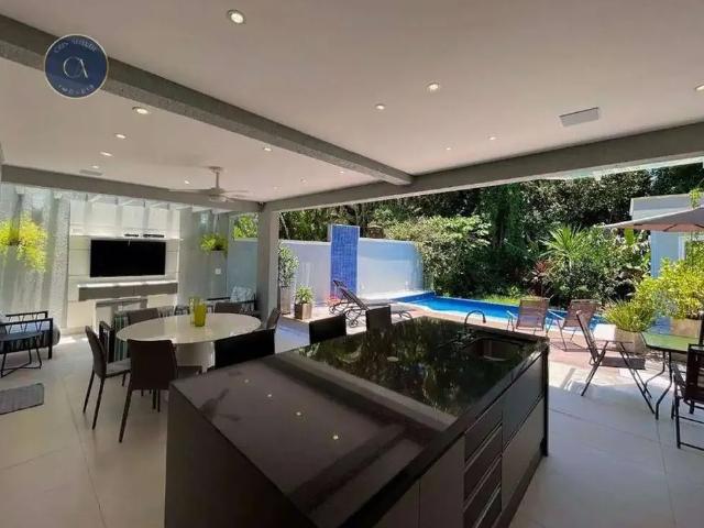 Casa / Sobrado em Condomínio para Venda em Bertioga/SP Praia da Enseada 5 Quartos
