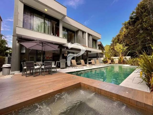 Casa / Sobrado em Condomínio para Venda em Bertioga/SP Riviera 5 Quartos