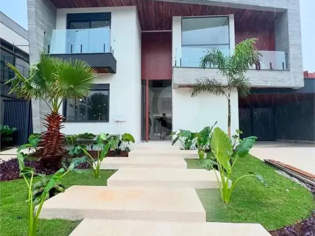 Casa / Sobrado em Condomínio para Venda em Bertioga/SP Riviera 6 Quartos