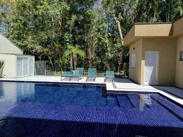 Casa / Sobrado em Condomínio para Venda em Bertioga/SP Riviera 6 Quartos