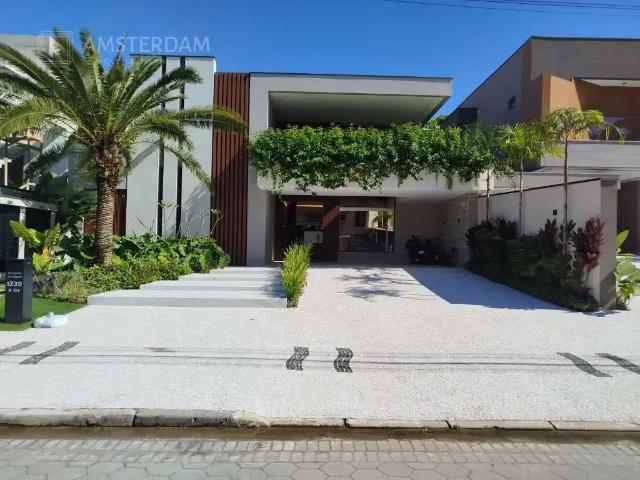 Casa / Sobrado em Condomínio para Venda em Bertioga/SP Riviera 6 Quartos