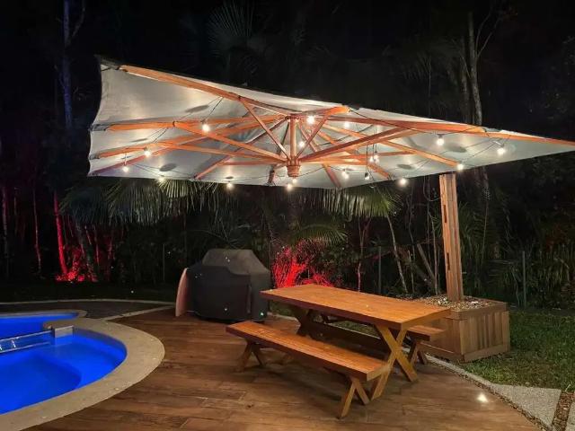 Casa / Sobrado em Condomínio para Venda em Bertioga/SP Riviera 6 Quartos