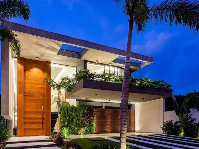 Casa / Sobrado em Condomínio para Venda em Bertioga/SP Riviera 6 Quartos