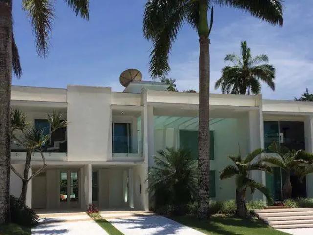 Casa / Sobrado em Condomínio para Venda em Bertioga/SP Riviera 6 Quartos