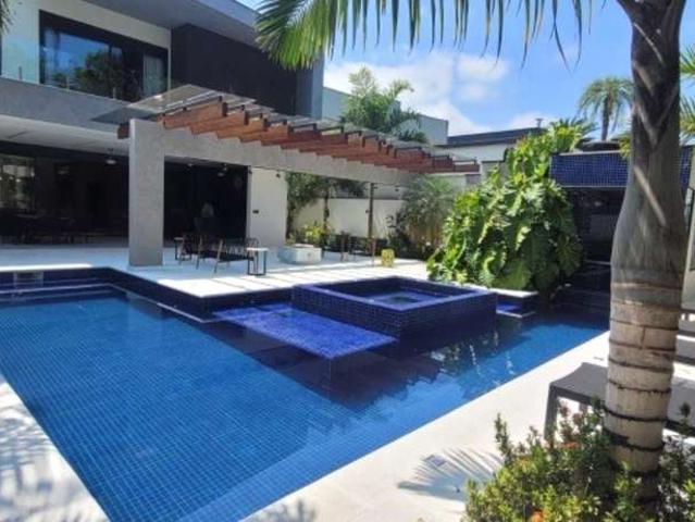 Casa / Sobrado em Condomínio para Venda em Bertioga/SP Riviera 6 Quartos
