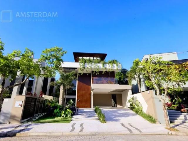 Casa / Sobrado em Condomínio para Venda em Bertioga/SP Riviera 7 Quartos
