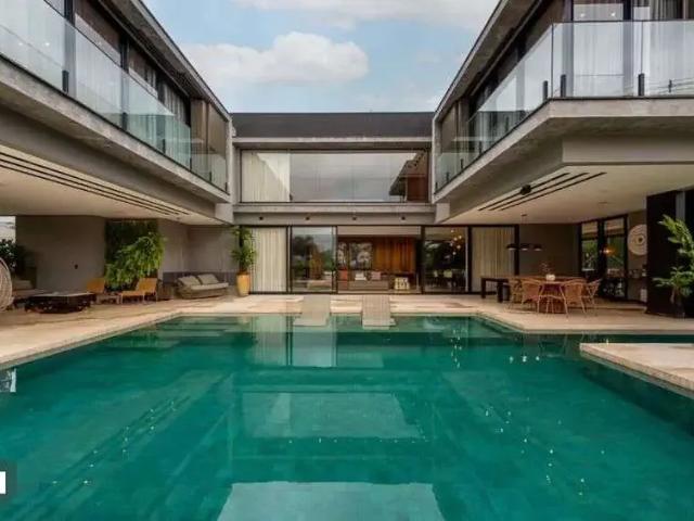 Casa / Sobrado em Condomínio para Venda em Bertioga/SP Riviera 7 Quartos