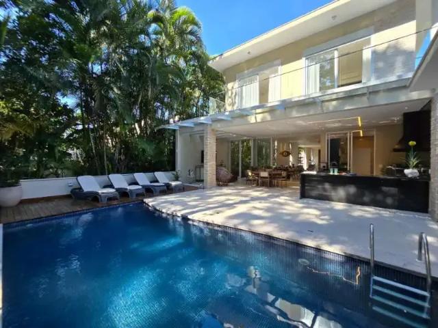 Casa / Sobrado em Condomínio para Venda em Bertioga/SP Riviera de São Lourenço 6 Quartos