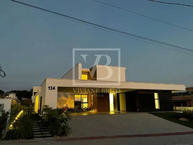Casa / Sobrado em Condomínio para Venda em Betim/MG Açude 4 Quartos