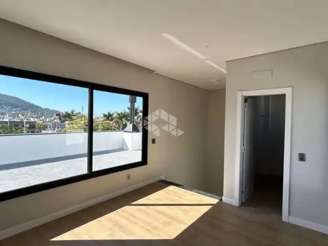 Casa / Sobrado em Condomínio para Venda em Biguaçu/SC Beira Rio 4 Quartos
