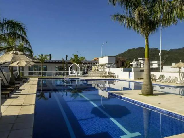 Casa / Sobrado em Condomínio para Venda em Biguaçu/SC Centro