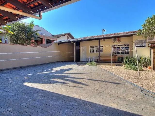 Casa / Sobrado em Condomínio para Venda em Blumenau/SC Água Verde 3 Quartos