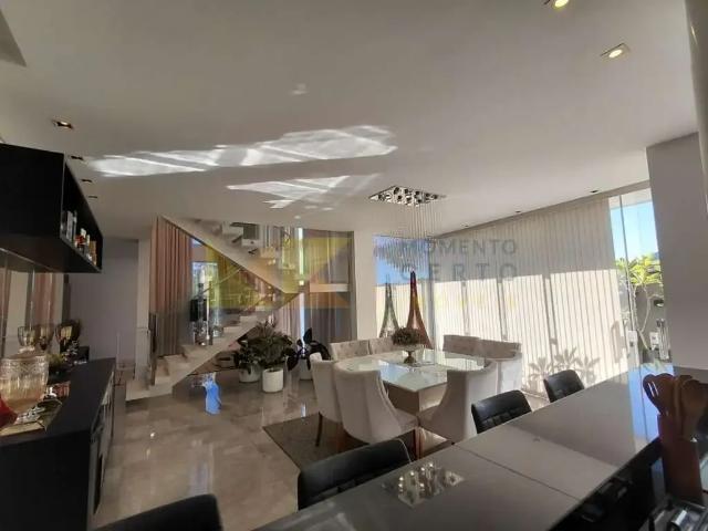Casa / Sobrado em Condomínio para Venda em Blumenau/SC Itoupava Central 4 Quartos