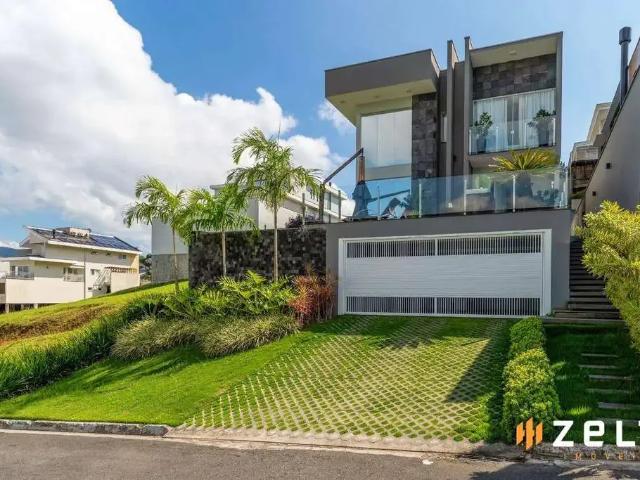 Casa / Sobrado em Condomínio para Venda em Blumenau/SC Itoupava Central 4 Quartos