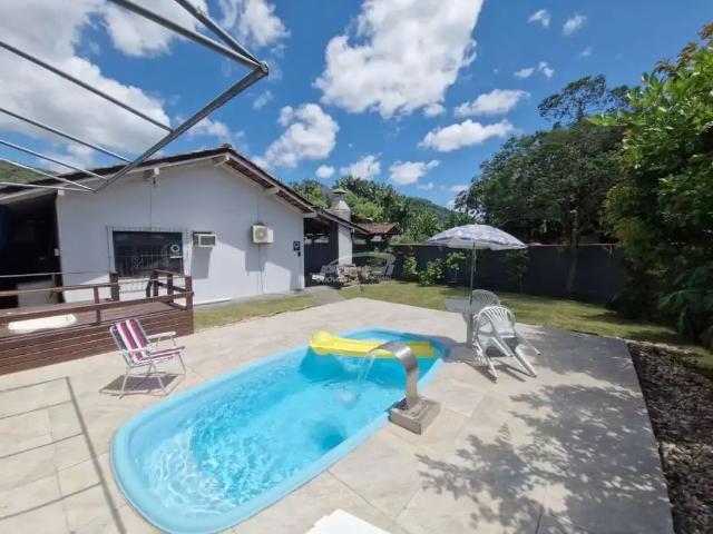 Casa / Sobrado em Condomínio para Venda em Blumenau/SC Itoupava Central 2 Quartos