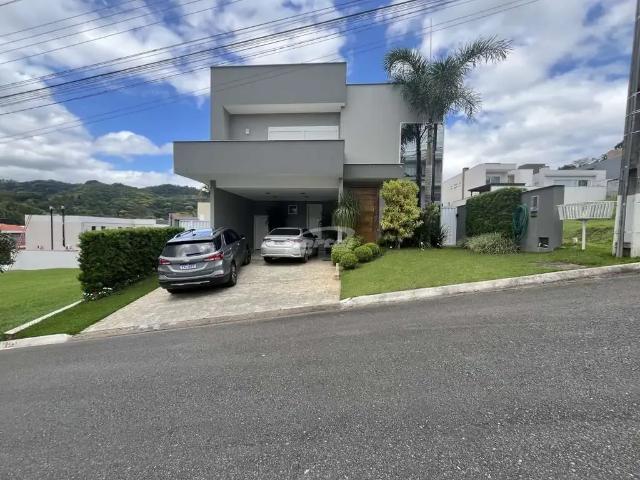 Casa / Sobrado em Condomínio para Venda em Blumenau/SC Itoupava Central 3 Quartos