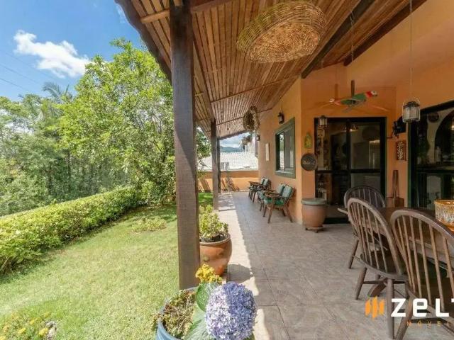 Casa / Sobrado em Condomínio para Venda em Blumenau/SC Itoupava Central 3 Quartos