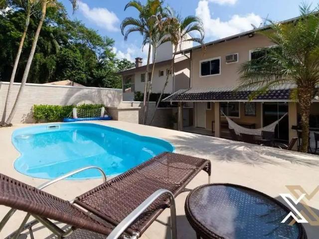 Casa / Sobrado em Condomínio para Venda em Blumenau/SC Itoupava Central 3 Quartos