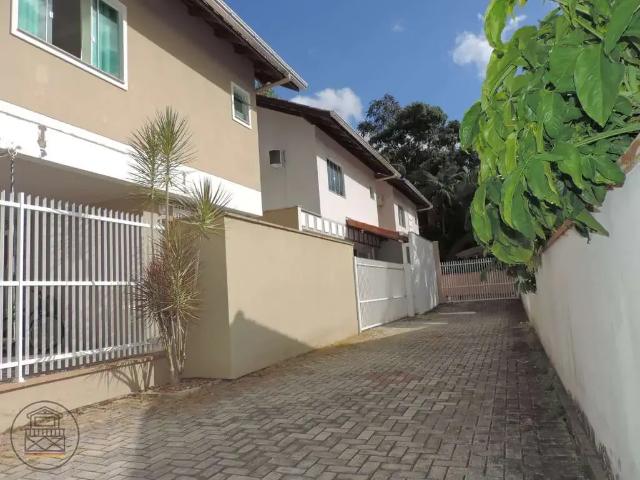 Casa / Sobrado em Condomínio para Venda em Blumenau/SC Velha Central 3 Quartos