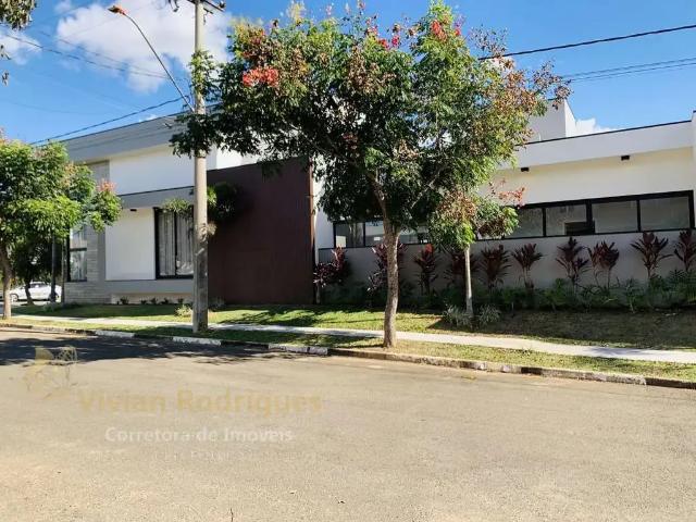 Casa / Sobrado em Condomínio para Venda em Boituva/SP Parque das Árvores 4 Quartos