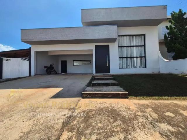 Casa / Sobrado em Condomínio para Venda em Boituva/SP Portal dos Pássaros I 3 Quartos