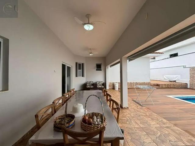 Casa / Sobrado em Condomínio para Venda em Boituva/SP Residencial Flora Ville 4 Quartos
