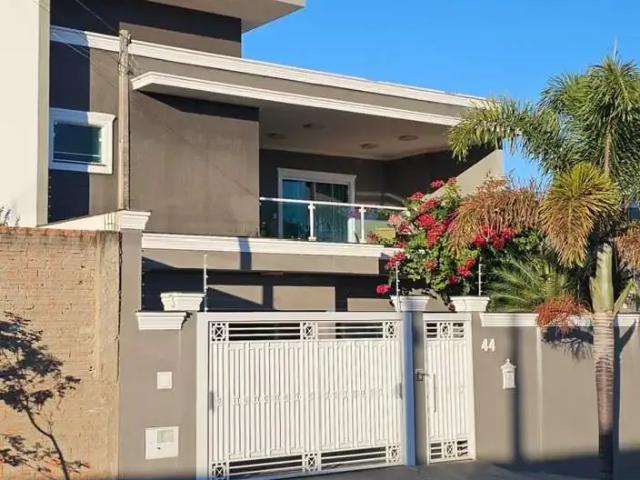 Casa / Sobrado em Condomínio para Venda em Botucatu/SP Jardim Regina 3 Quartos