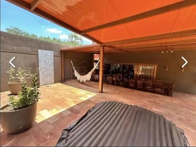 Casa / Sobrado em Condomínio para Venda em Botucatu/SP Residencial Parque Laguna I 4 Quartos